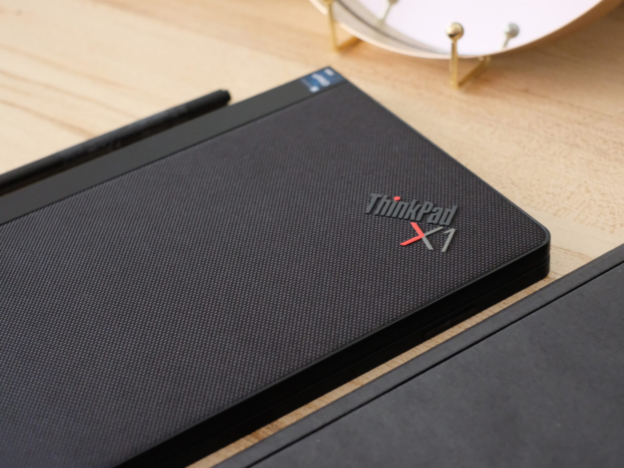 ThinkPad X1 Fold 16 Gen 1 Review | foldable laptop for deep work & me ...